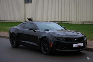 Black Chevrolet Camaro 2019 in Vilnius, with an engine capacity of 3.60 L and mileage of 116 thousand km for 16300 €, photo 4 on AUTOMOTO.COM.LV