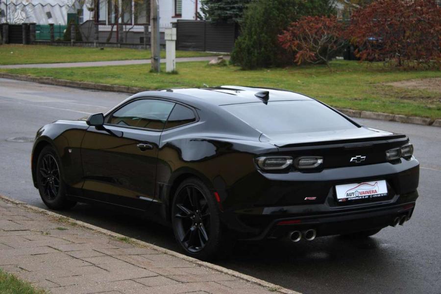 Black Chevrolet Camaro 2019 in Vilnius, with an engine capacity of 3.60 L and mileage of 116 thousand km for 16300 €, photo 8 on AUTOMOTO.COM.LV