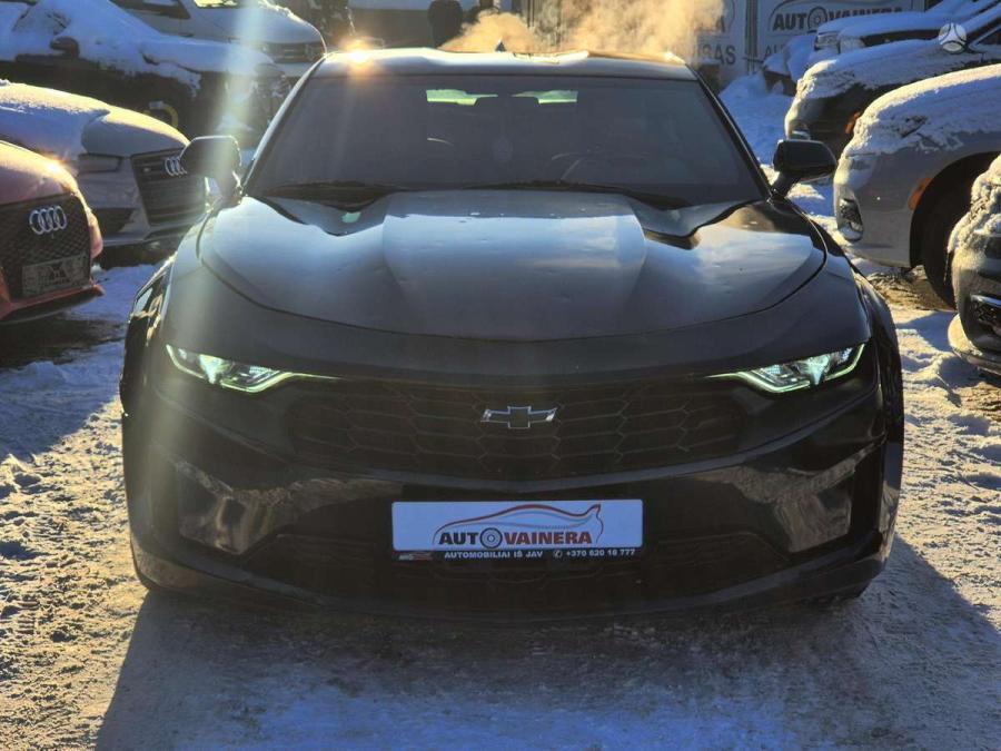 Black Chevrolet Camaro 2019 in Vilnius, with an engine capacity of 3.60 L and mileage of 116 thousand km for 16300 €, photo 1 on AUTOMOTO.COM.LV