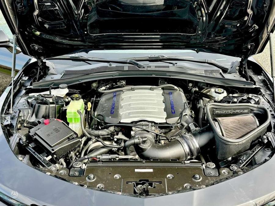 Melns Chevrolet Camaro 2019 Šauļi, ar dzinēja tilpumu 6.20 L un nobraukumu 56 tūkst. km par 30999 €, foto 25 vietnē AUTOMOTO.COM.LV