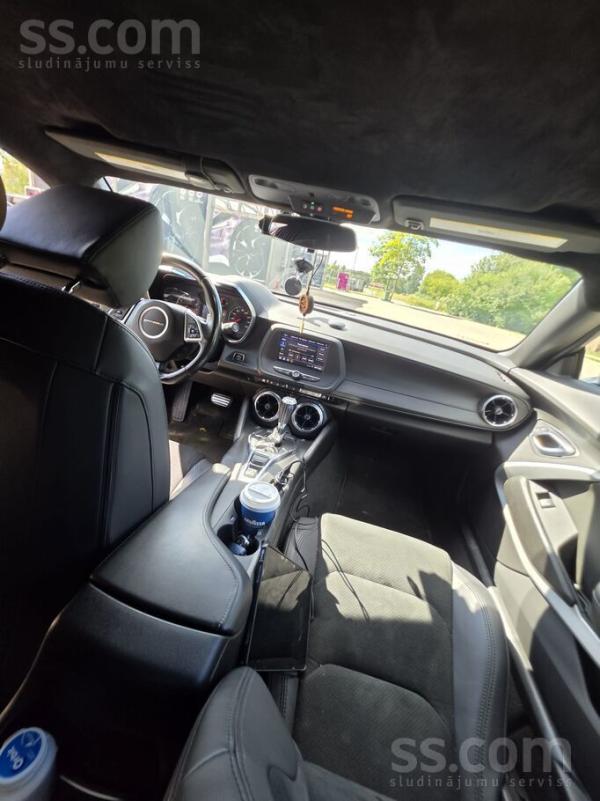 Melns Chevrolet Camaro 2020 Rēzekne, ar dzinēja tilpumu 3.60 L un nobraukumu 53 tūkst. km par 26900 €, foto 7 vietnē AUTOMOTO.COM.LV