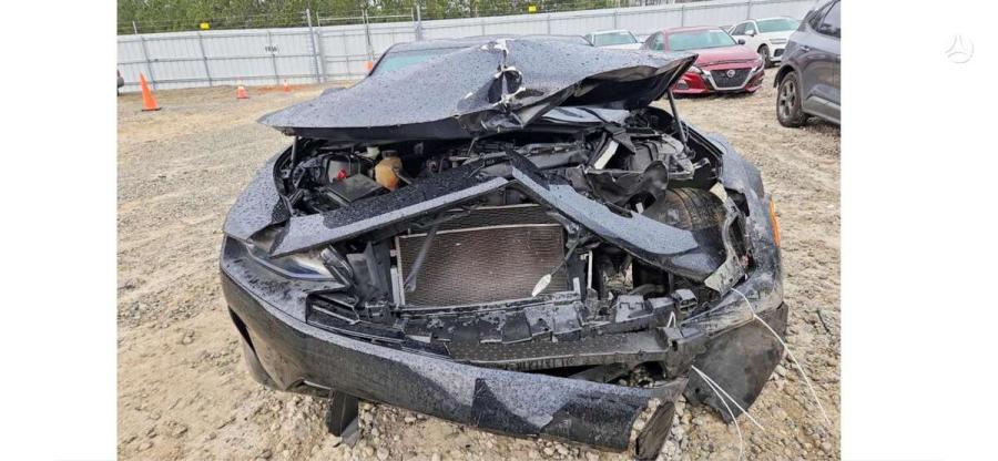 Melns Chevrolet Camaro 2021 Kauņa, ar dzinēja tilpumu 2.00 L un nobraukumu 65 tūkst. km par 9300 €, foto 3 vietnē AUTOMOTO.COM.LV