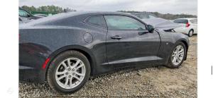 Melns Chevrolet Camaro 2021 Kauņa, ar dzinēja tilpumu 2.00 L un nobraukumu 65 tūkst. km par 9300 €, foto 7 vietnē AUTOMOTO.COM.LV
