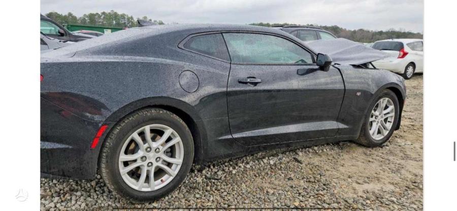 Melns Chevrolet Camaro 2021 Kauņa, ar dzinēja tilpumu 2.00 L un nobraukumu 65 tūkst. km par 9300 €, foto 7 vietnē AUTOMOTO.COM.LV