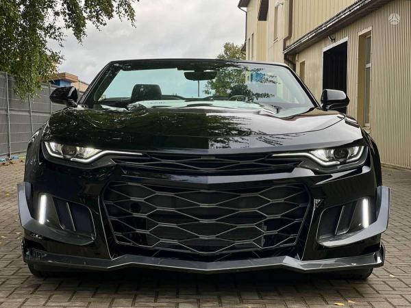 Black Chevrolet Camaro 2022 in Siauliai, with an engine capacity of 6.20 L and mileage of 72 thousand km for 37000 €, photo 7 on AUTOMOTO.COM.LV