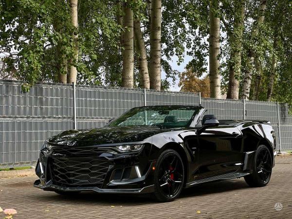 Black Chevrolet Camaro 2022 in Siauliai, with an engine capacity of 6.20 L and mileage of 72 thousand km for 37000 €, photo 8 on AUTOMOTO.COM.LV