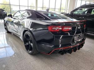 Melns Chevrolet Camaro 2022 Šauļi, ar dzinēja tilpumu 3.60 L un nobraukumu 60 tūkst. km par 29645 €, foto 6 vietnē AUTOMOTO.COM.LV
