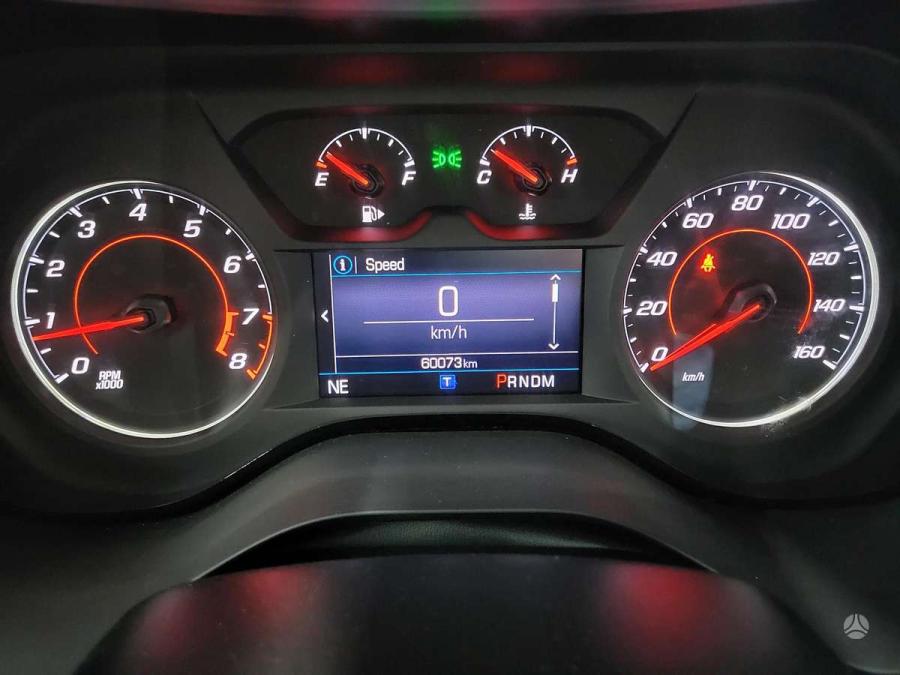 Melns Chevrolet Camaro 2022 Šauļi, ar dzinēja tilpumu 3.60 L un nobraukumu 60 tūkst. km par 29645 €, foto 10 vietnē AUTOMOTO.COM.LV