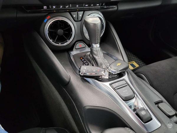 Black Chevrolet Camaro 2022 in Siauliai, with an engine capacity of 3.60 L and mileage of 60 thousand km for 29645 €, photo 11 on AUTOMOTO.COM.LV