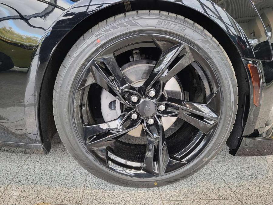 Melns Chevrolet Camaro 2022 Šauļi, ar dzinēja tilpumu 3.60 L un nobraukumu 60 tūkst. km par 29645 €, foto 20 vietnē AUTOMOTO.COM.LV