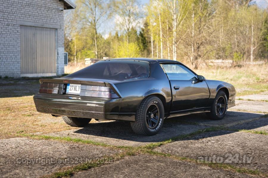 Melns Chevrolet Camaro 1988 Rapla, ar dzinēja tilpumu 0.00 L un nobraukumu 0 tūkst. km par 11900 €, foto 9 vietnē AUTOMOTO.COM.LV