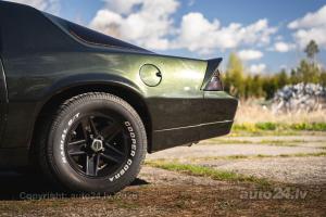 Melns Chevrolet Camaro 1988 Rapla, ar dzinēja tilpumu 0.00 L un nobraukumu 0 tūkst. km par 11900 €, foto 10 vietnē AUTOMOTO.COM.LV