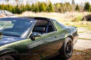Melns Chevrolet Camaro 1988 Rapla, ar dzinēja tilpumu 0.00 L un nobraukumu 0 tūkst. km par 11900 €, foto 14 vietnē AUTOMOTO.COM.LV