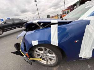 Blue Chevrolet Camaro 2021 in Ukmerge, with an engine capacity of 2.00 L and mileage of 89 thousand km for 10990 €, photo 14 on AUTOMOTO.COM.LV