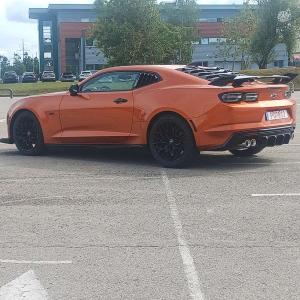 Brūns Chevrolet Camaro 2022 Šauļi, ar dzinēja tilpumu 2.00 L un nobraukumu 74 tūkst. km par 26900 €, foto 9 vietnē AUTOMOTO.COM.LV