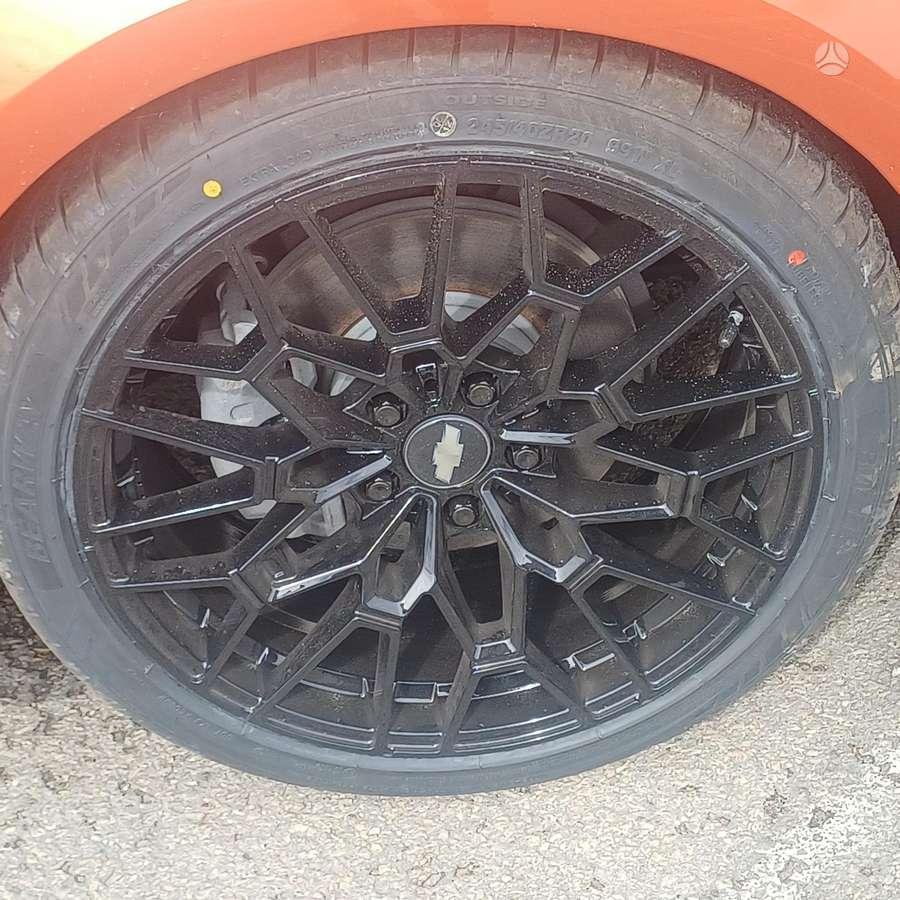 Brūns Chevrolet Camaro 2022 Šauļi, ar dzinēja tilpumu 2.00 L un nobraukumu 74 tūkst. km par 26900 €, foto 12 vietnē AUTOMOTO.COM.LV