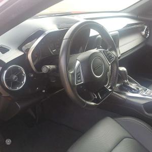 Brūns Chevrolet Camaro 2022 Šauļi, ar dzinēja tilpumu 2.00 L un nobraukumu 74 tūkst. km par 26900 €, foto 17 vietnē AUTOMOTO.COM.LV