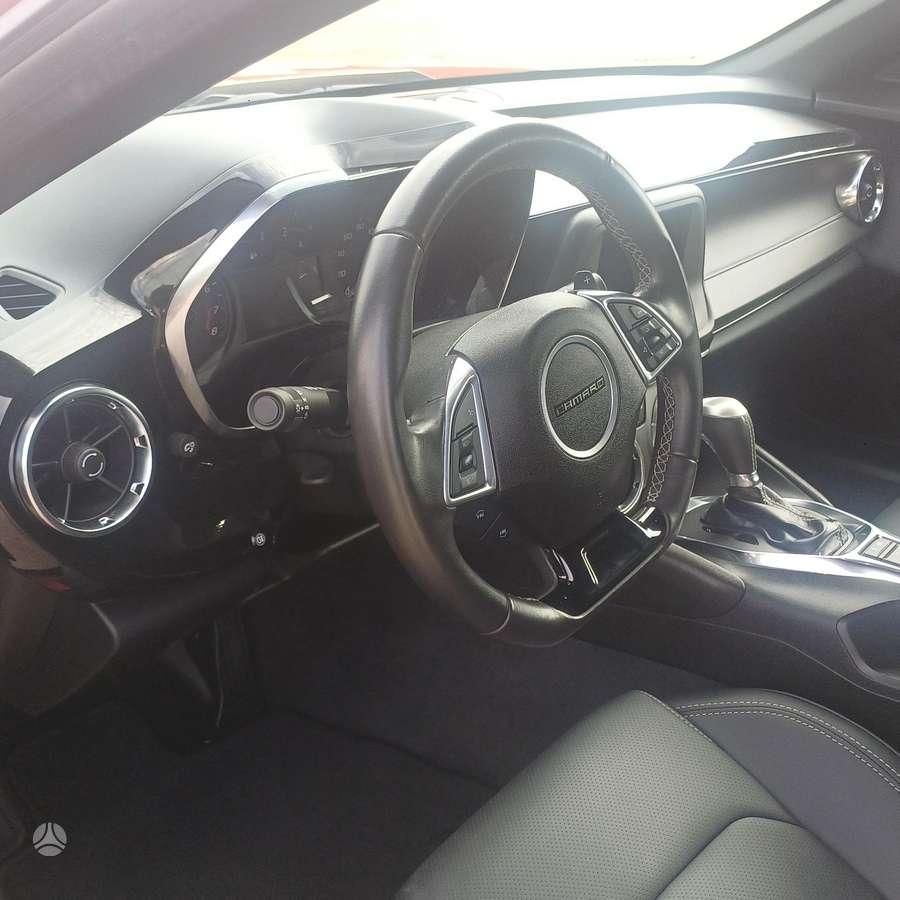 Brūns Chevrolet Camaro 2022 Šauļi, ar dzinēja tilpumu 2.00 L un nobraukumu 74 tūkst. km par 26900 €, foto 17 vietnē AUTOMOTO.COM.LV