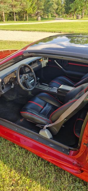 Chevrolet Camaro 1992 Tallina, ar dzinēja tilpumu 5.00 L un nobraukumu 0 tūkst. km par 13000 €, foto 15 vietnē AUTOMOTO.COM.LV