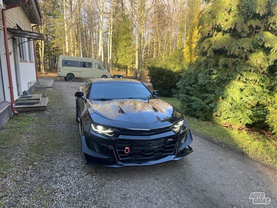 Chevrolet Camaro 2018 in Klaipeda, with an engine capacity of 6.20 L and mileage of 92 thousand km for 29999 €, photo 2 on AUTOMOTO.COM.LV
