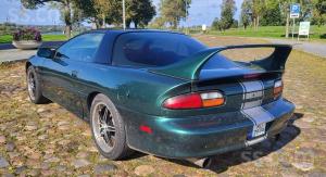 Zaļš Chevrolet Camaro 1996 Daugavpils, ar dzinēja tilpumu 5.70 L un nobraukumu 72 tūkst. km par 13500 €, foto 4 vietnē AUTOMOTO.COM.LV