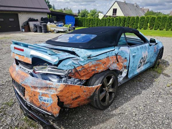 Grey Chevrolet Camaro 2017 in Kaisiadorys, with an engine capacity of 6.20 L and mileage of 110 thousand km for 13500 €, photo 4 on AUTOMOTO.COM.LV