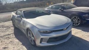 Pelēks Chevrolet Camaro 2018 Viļņa, ar dzinēja tilpumu 2.00 L un nobraukumu 190 tūkst. km par 10450 €, foto 2 vietnē AUTOMOTO.COM.LV