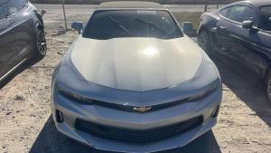 Pelēks Chevrolet Camaro 2018 Viļņa, ar dzinēja tilpumu 2.00 L un nobraukumu 190 tūkst. km par 10450 €, foto 4 vietnē AUTOMOTO.COM.LV