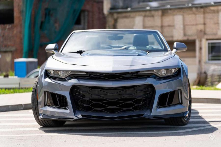 Grey Chevrolet Camaro 2019 in Siauliai, with an engine capacity of 6.16 L and mileage of 80 thousand km for 31460 €, photo 3 on AUTOMOTO.COM.LV