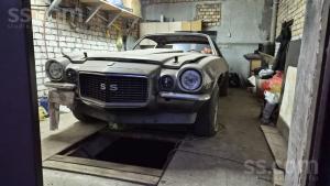 Pelēks Chevrolet Camaro 1971 Rīga, ar dzinēja tilpumu 5.00 L un nobraukumu 48 tūkst. km par 18500 €, foto  vietnē AUTOMOTO.COM.LV