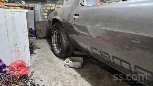 Grey Chevrolet Camaro 1971 in Riga, with an engine capacity of 5.00 L and mileage of 48 thousand km for 18500 €, photo 8 on AUTOMOTO.COM.LV