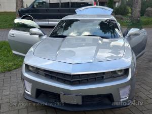 Pelēks Chevrolet Camaro 2010 Tallina, ar dzinēja tilpumu 6.20 L un nobraukumu 103 tūkst. km par 19900 €, foto 5 vietnē AUTOMOTO.COM.LV