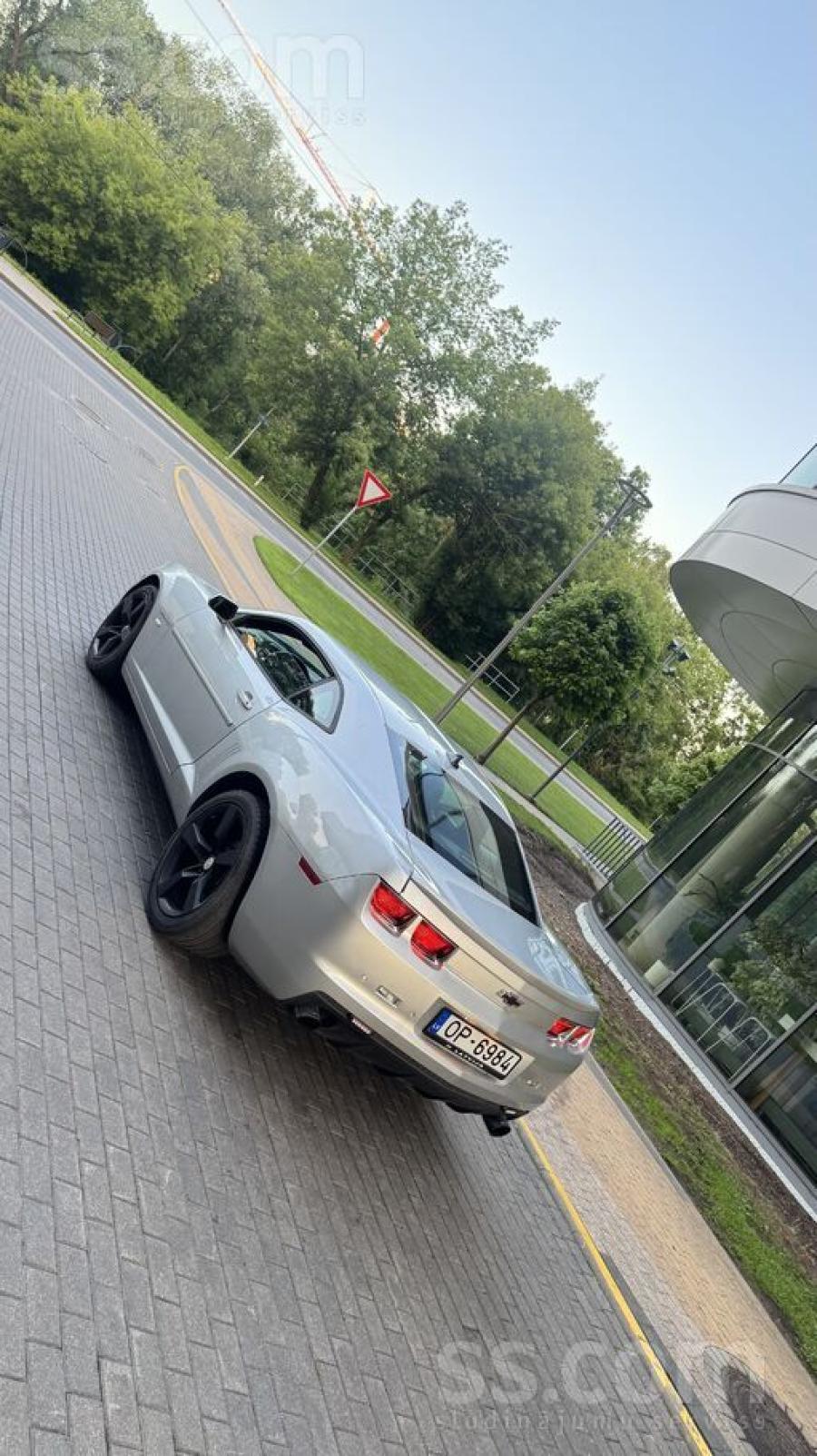 Pelēks Chevrolet Camaro 2011 Rīga, ar dzinēja tilpumu 3.60 L un nobraukumu 211 tūkst. km par 11000 €, foto 12 vietnē AUTOMOTO.COM.LV