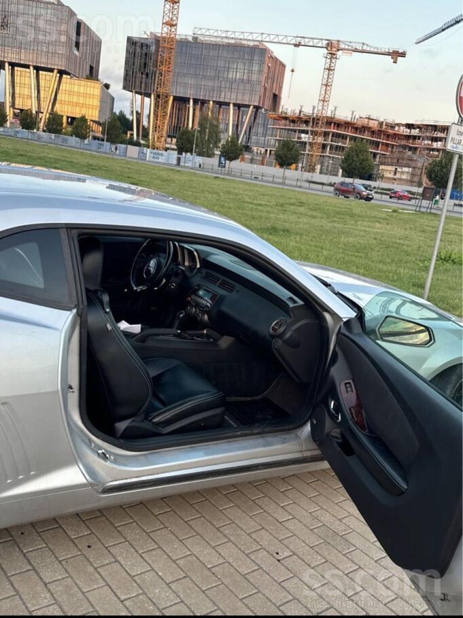 Pelēks Chevrolet Camaro 2011 Rīga, ar dzinēja tilpumu 3.60 L un nobraukumu 211 tūkst. km par 11000 €, foto 18 vietnē AUTOMOTO.COM.LV