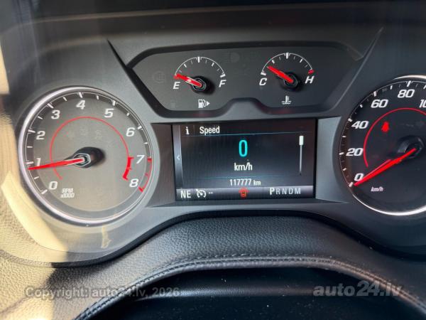 Pelēks Chevrolet Camaro 2018 Peltsamā, ar dzinēja tilpumu 2.00 L un nobraukumu 118 tūkst. km par 20000 €, foto 10 vietnē AUTOMOTO.COM.LV