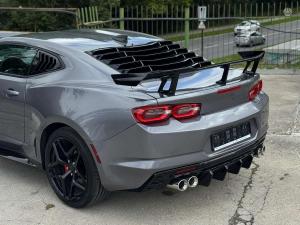 Grey Chevrolet Camaro 2019 in Vilnius, with an engine capacity of 2.00 L and mileage of 141 thousand km for 18900 €, photo 13 on AUTOMOTO.COM.LV