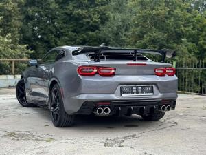 Grey Chevrolet Camaro 2019 in Vilnius, with an engine capacity of 2.00 L and mileage of 141 thousand km for 18900 €, photo 14 on AUTOMOTO.COM.LV