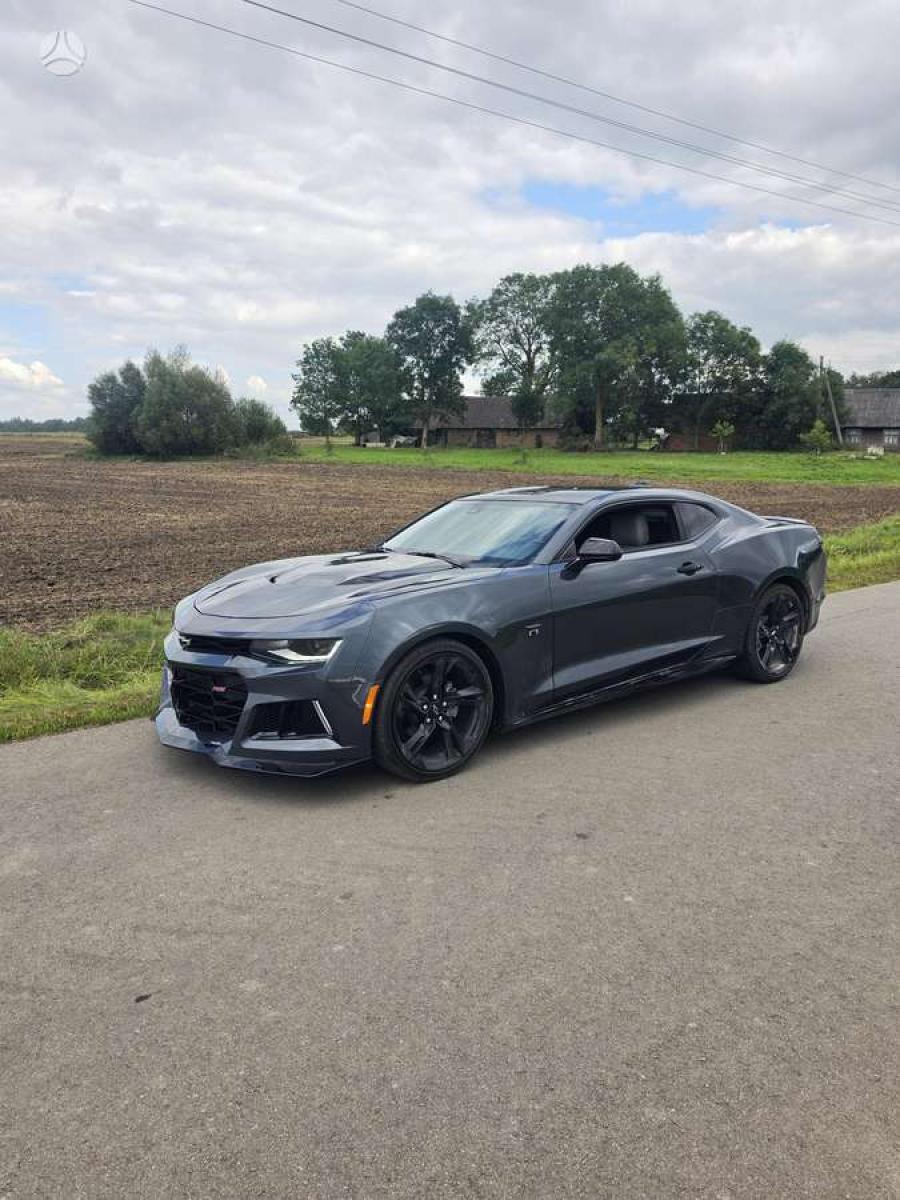 Grey Chevrolet Camaro 2020 in Radviliskis, with an engine capacity of 3.60 L and mileage of 114 thousand km for 18700 €, photo 4 on AUTOMOTO.COM.LV