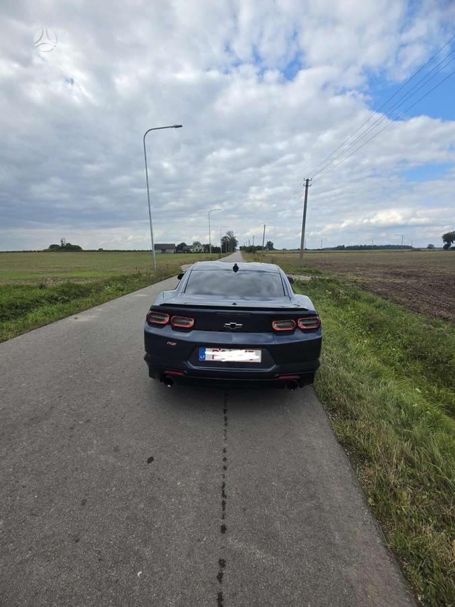 Grey Chevrolet Camaro 2020 in Radviliskis, with an engine capacity of 3.60 L and mileage of 114 thousand km for 18700 €, photo 6 on AUTOMOTO.COM.LV