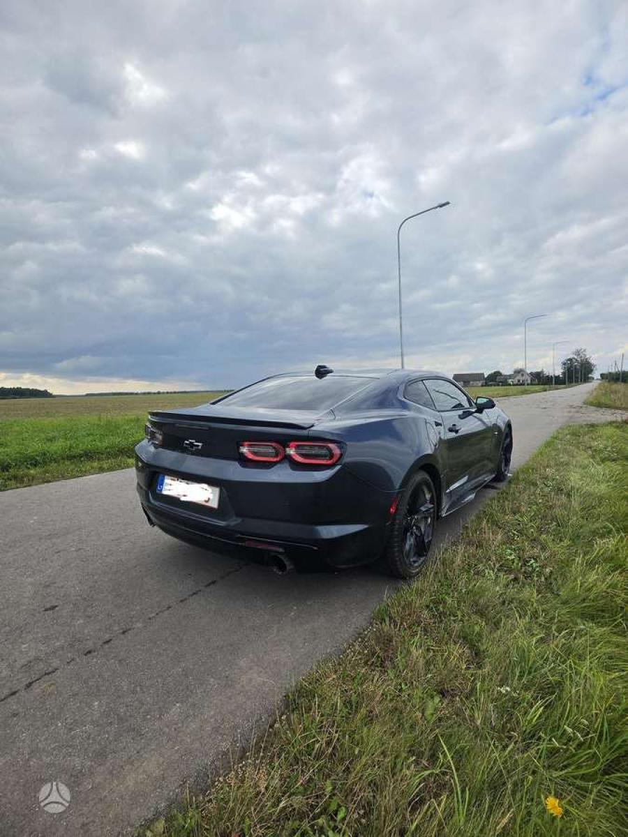 Grey Chevrolet Camaro 2020 in Radviliskis, with an engine capacity of 3.60 L and mileage of 114 thousand km for 18700 €, photo 7 on AUTOMOTO.COM.LV