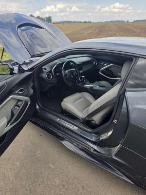 Grey Chevrolet Camaro 2020 in Radviliskis, with an engine capacity of 3.60 L and mileage of 114 thousand km for 18700 €, photo 9 on AUTOMOTO.COM.LV
