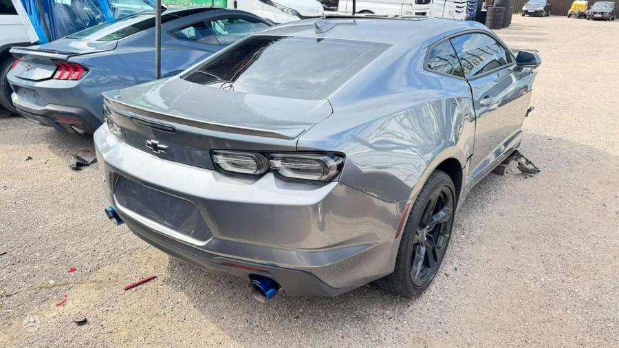 Pelēks Chevrolet Camaro 2021 Ukmergė, ar dzinēja tilpumu 3.60 L un nobraukumu 89 tūkst. km par 8799 €, foto 3 vietnē AUTOMOTO.COM.LV