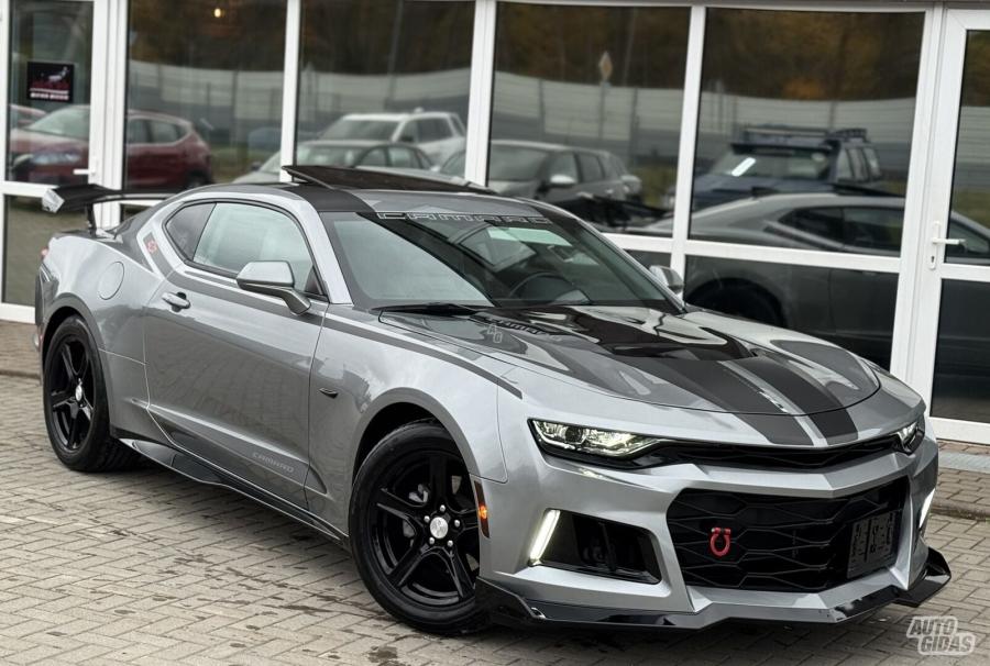 Grey Chevrolet Camaro 2024 in Radviliskis, with an engine capacity of 3.60 L and mileage of 23 thousand km for 25950 €, photo 3 on AUTOMOTO.COM.LV