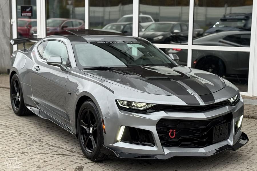 Grey Chevrolet Camaro 2024 in Radviliskis, with an engine capacity of 3.60 L and mileage of 23 thousand km for 25950 €, photo 7 on AUTOMOTO.COM.LV