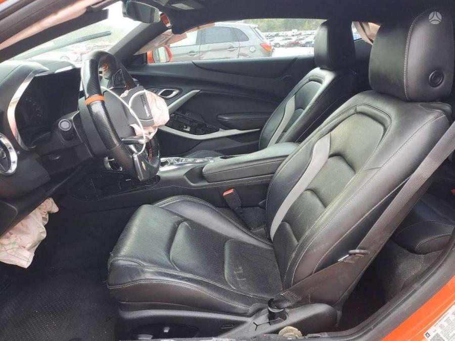 Oranžs Chevrolet Camaro 2019 Ukmergė, ar dzinēja tilpumu 2.00 L un nobraukumu 93 tūkst. km par 9490 €, foto 9 vietnē AUTOMOTO.COM.LV