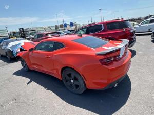 Oranžs Chevrolet Camaro 2019 Ukmergė, ar dzinēja tilpumu 2.00 L un nobraukumu 93 tūkst. km par 9490 €, foto 21 vietnē AUTOMOTO.COM.LV