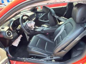 Oranžs Chevrolet Camaro 2019 Ukmergė, ar dzinēja tilpumu 2.00 L un nobraukumu 93 tūkst. km par 9490 €, foto 24 vietnē AUTOMOTO.COM.LV