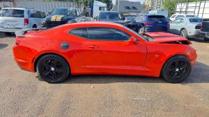 Oranžs Chevrolet Camaro 2019 Ukmergė, ar dzinēja tilpumu 2.00 L un nobraukumu 93 tūkst. km par 8999 €, foto 5 vietnē AUTOMOTO.COM.LV