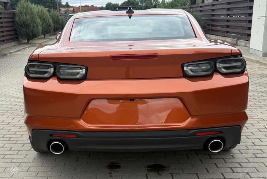 Oranžs Chevrolet Camaro 2022 Kauņa, ar dzinēja tilpumu 2.00 L un nobraukumu 33 tūkst. km par 26500 €, foto 7 vietnē AUTOMOTO.COM.LV