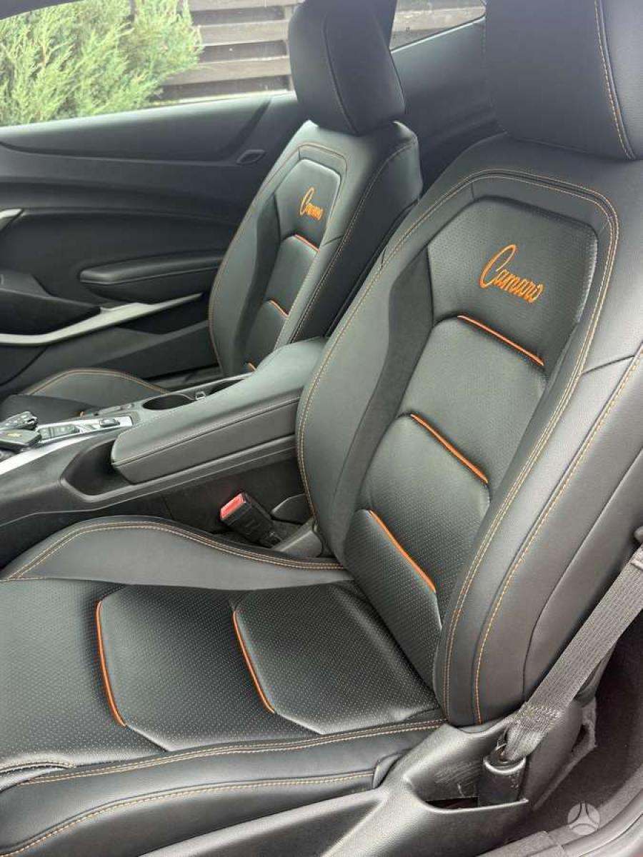 Oranžs Chevrolet Camaro 2022 Kauņa, ar dzinēja tilpumu 2.00 L un nobraukumu 33 tūkst. km par 26500 €, foto 8 vietnē AUTOMOTO.COM.LV
